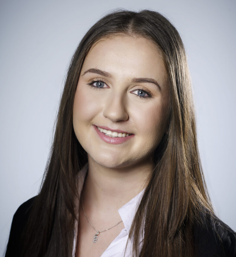 Eralda Shullazi - Meet The Team - Vanessa Ganguin Immigration Law